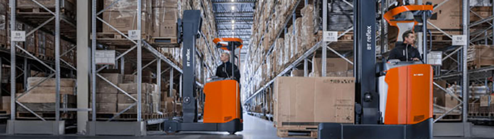 Nuovo carrello elevatore Toyota retrattile BT Reflex - GHETTI 3 ...